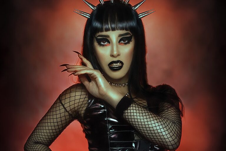 Snowblood Is Feeling ‘Freaky Freaky’ and Ready to Experiment (With Her ...