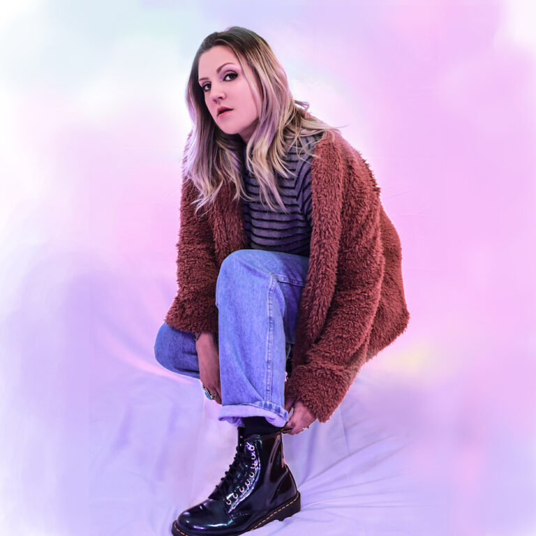 Denae Breaks Through with New Hit “My Dark Place” - Pop Dose Magazine - UK